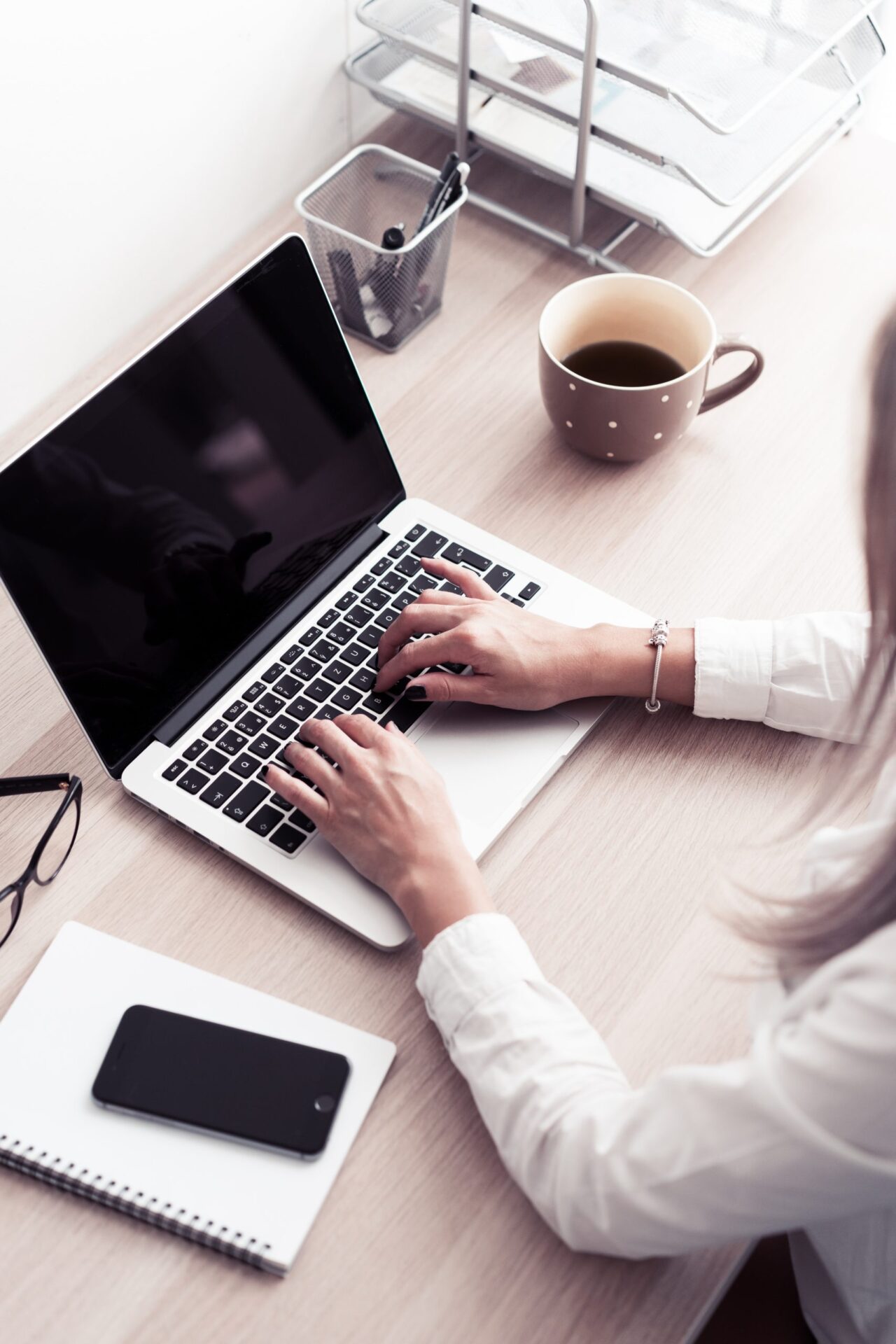 9 Places to Find Free Stock Photos for Girl Bosses